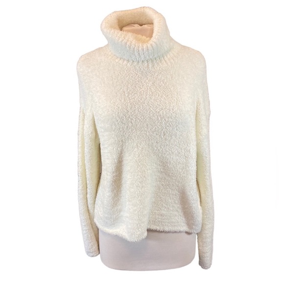 Hooked Up by IOT | Sweaters | Hooked Up Ivory Turtleneck Sweater | Poshmark